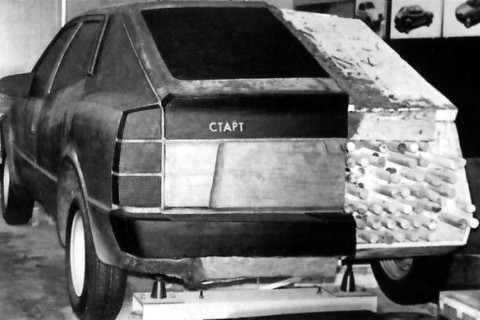 Full-size model of the Izh-19 “Start”, front view